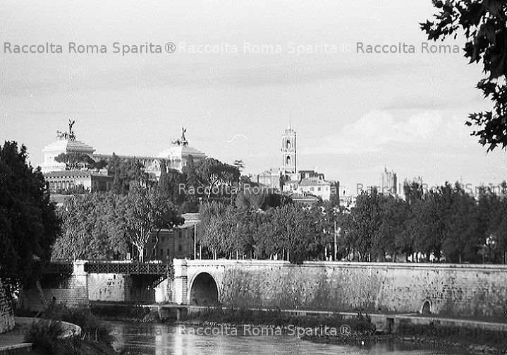 Roma Sparita - Lungotevere Ripa